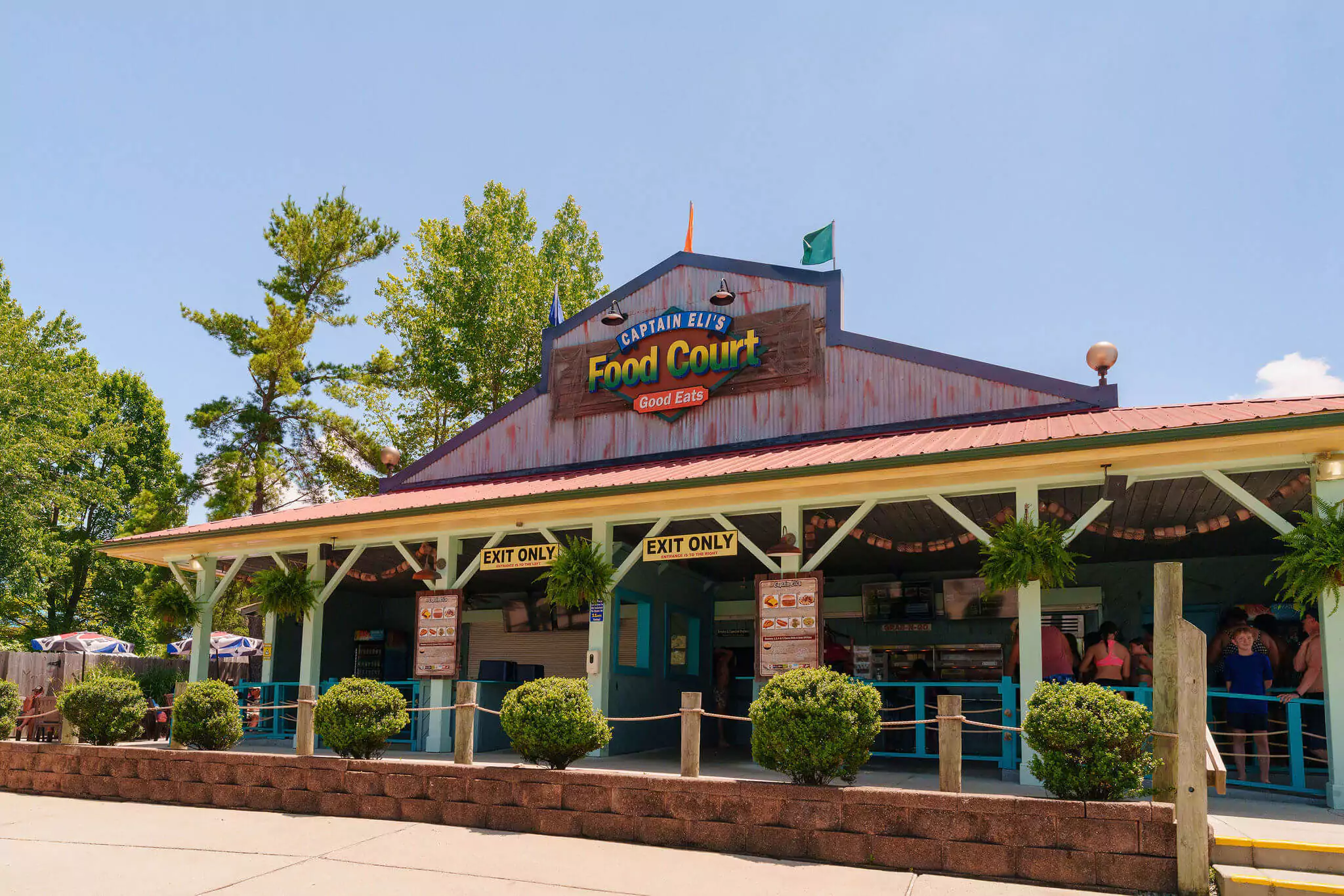 Captain Eli's - Wet n Wild Emerald Pointe